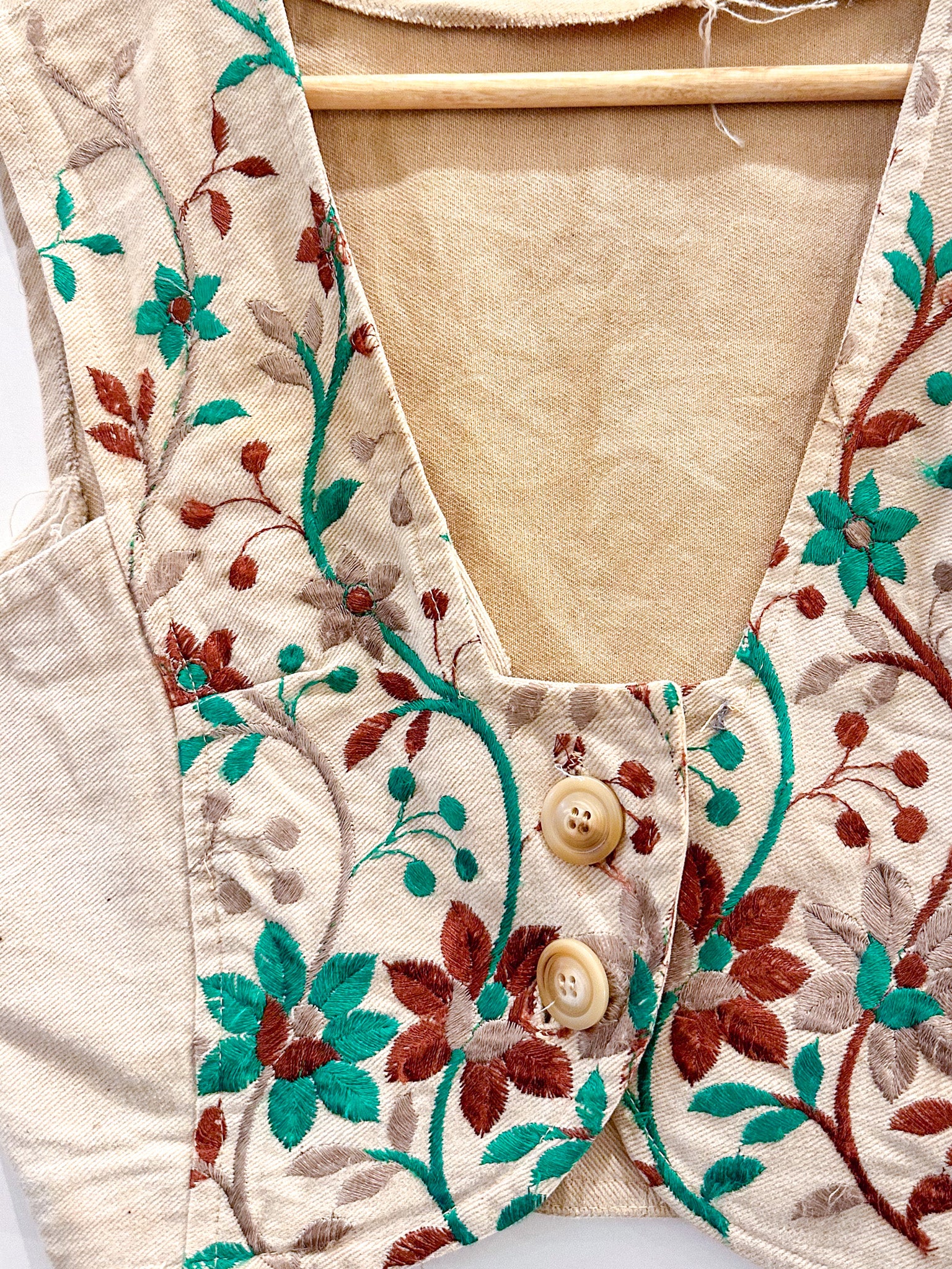 Vintage Cropped Embroidered Waistcoat – magpievintageclothing