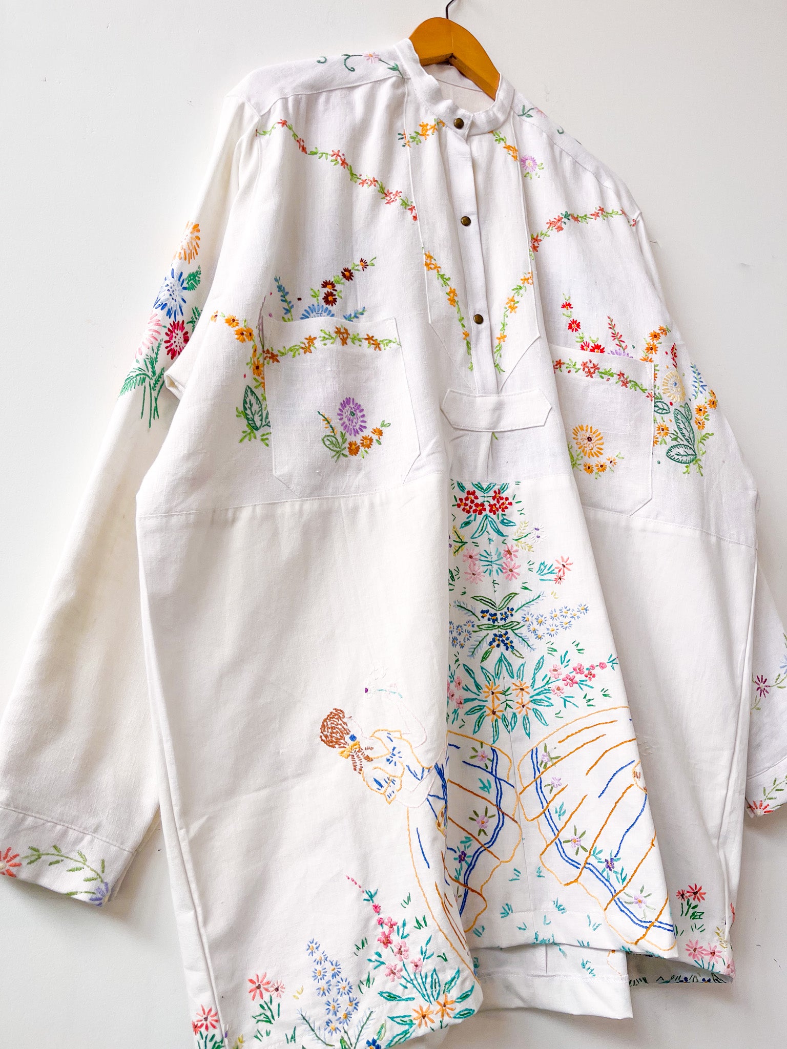Margo Hand Embroidered Linen Dress – magpievintageclothing
